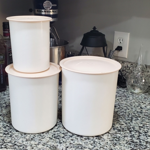Tupperware | Kitchen | Vintage Tupperware Ivory Pink One Touch Nesting ...